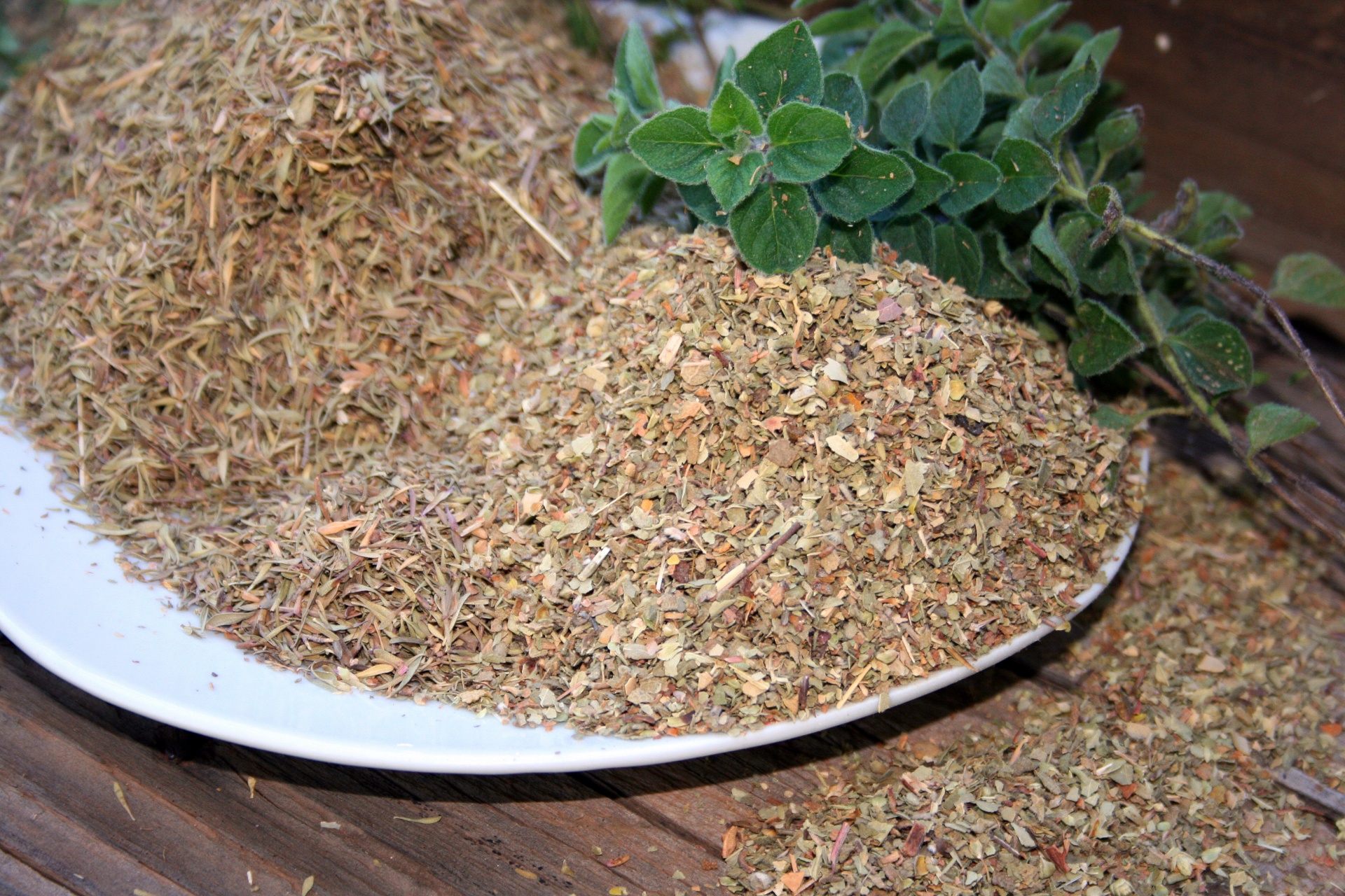 Boost Nutrition With Herbs - The Ingredient Guru, Mira Dessy