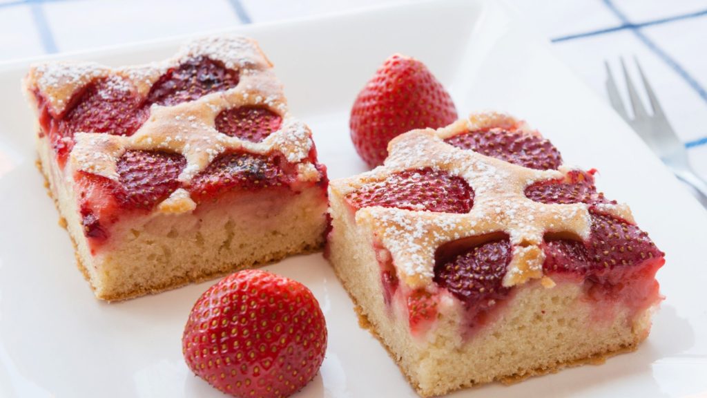 Strawberry Sheet Pan Cakes - The Ingredient Guru, Mira Dessy